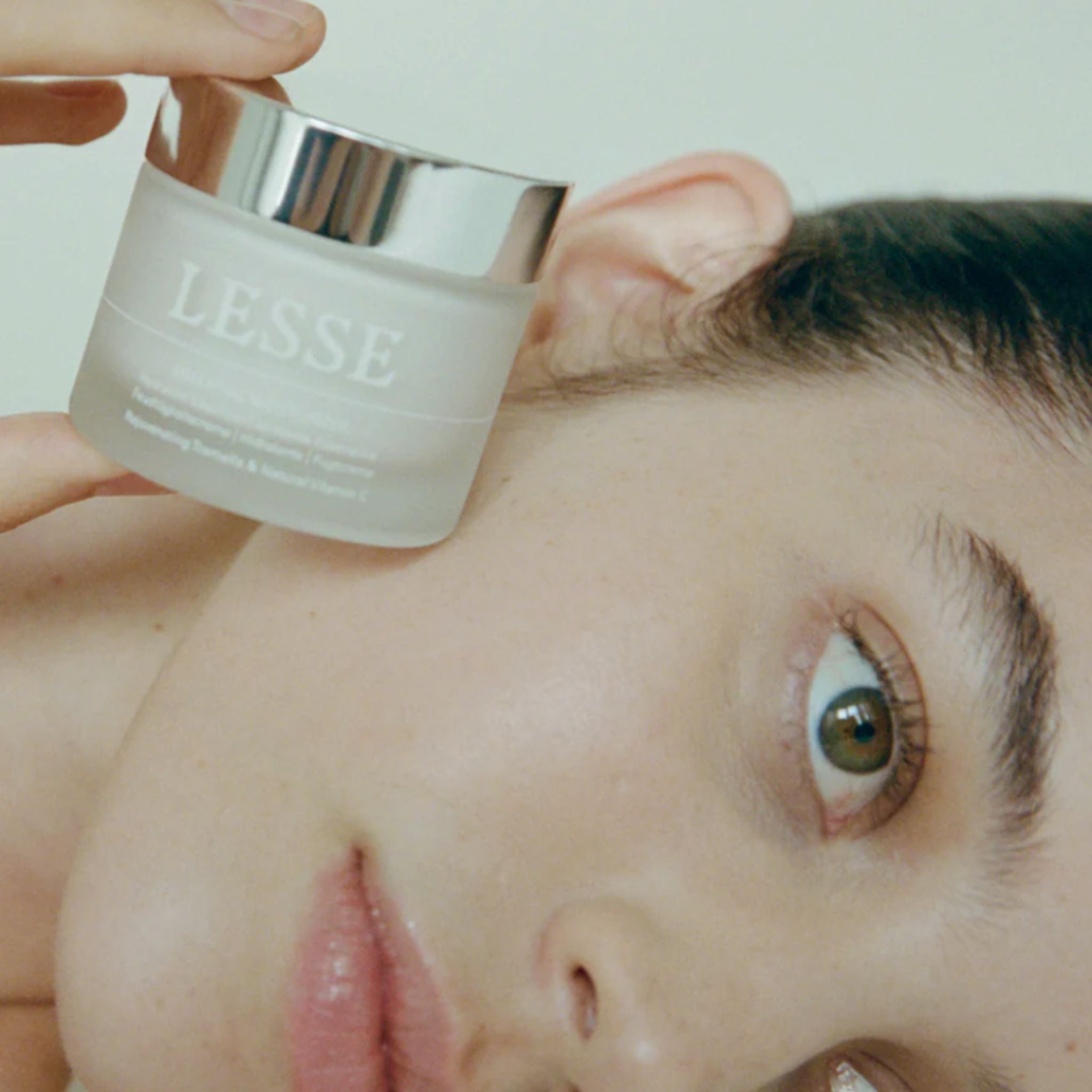LESSE, Essential Moisturizer-DOMA