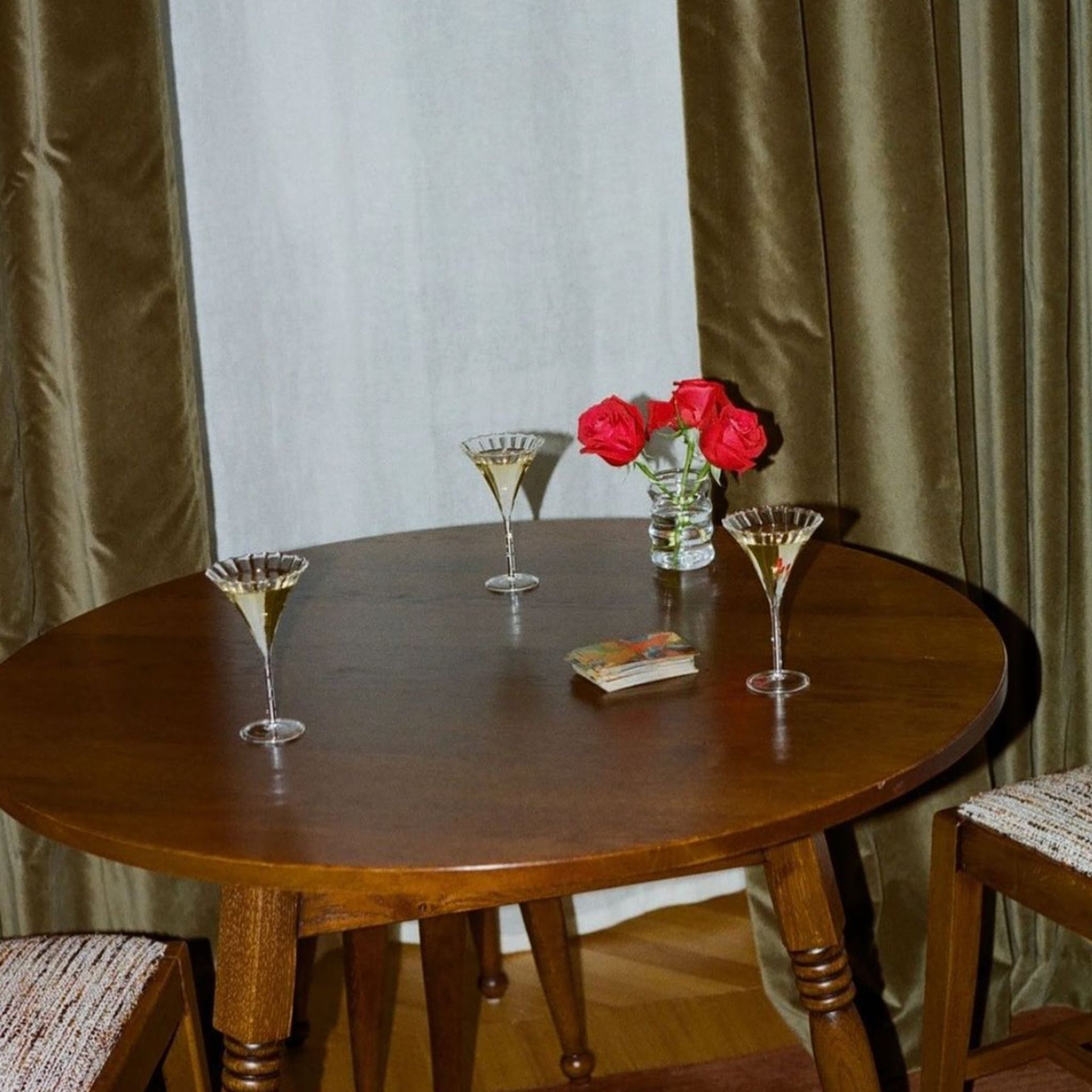 DOMA: Modern Home Decor